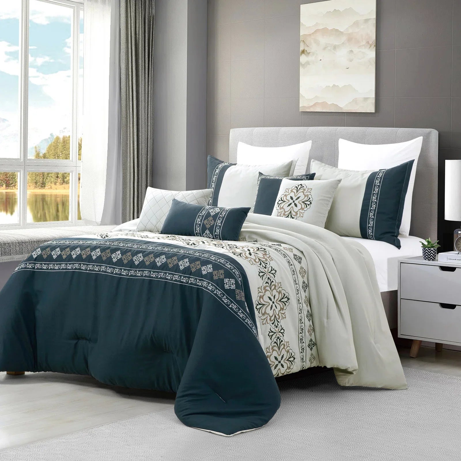 Color Combo Embroidery Duvet Set